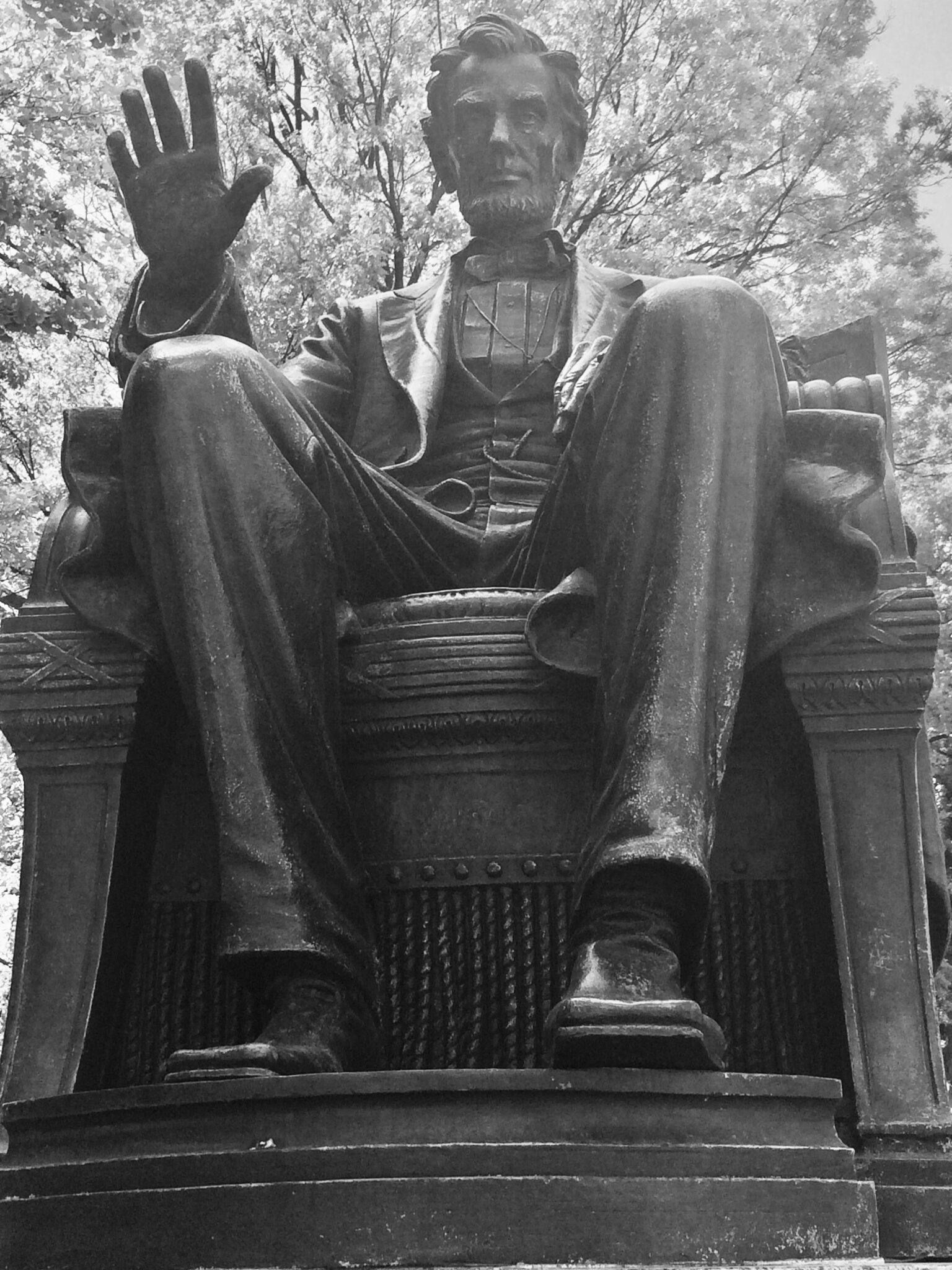 Abe Lincoln’s Reflecting Pool: A Republican Allegory - CounterPunch.org